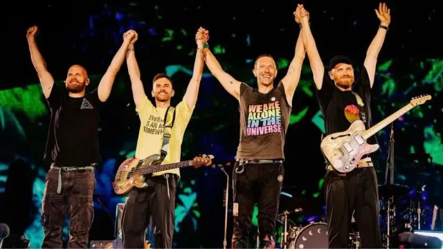 Coldplay Mumbai Concert: Special Trains And Buses To Run For Commuters ...