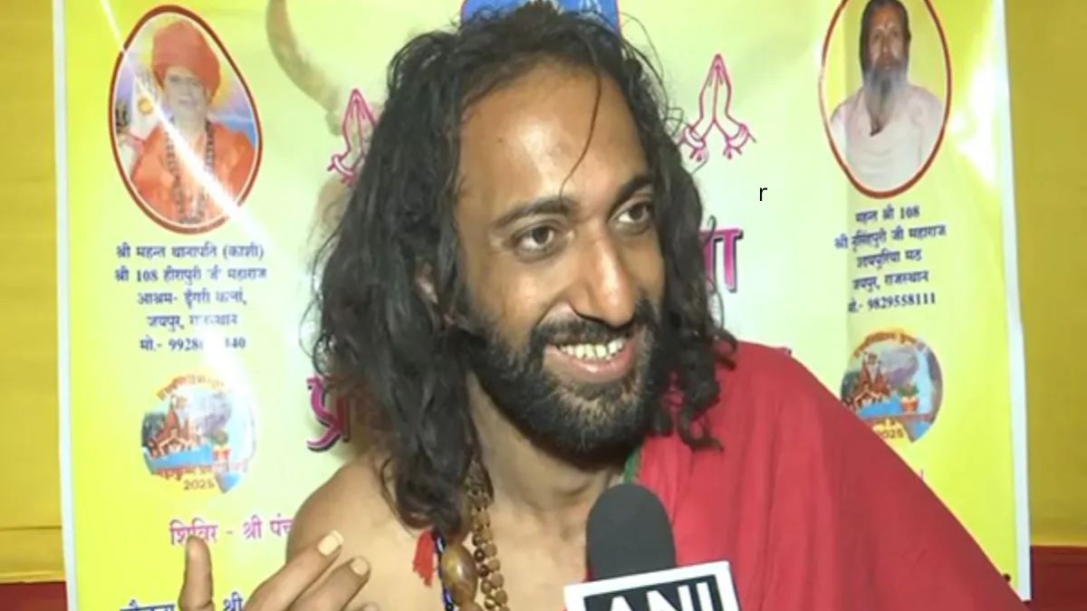 Mahakumbh 2025: IIT Baba Abhay Singh's Father Makes Heartfelt Appeal ... Mahakumbh 2025: IIT Baba Abhay Singh's Father Makes Heartfelt Appeal ...