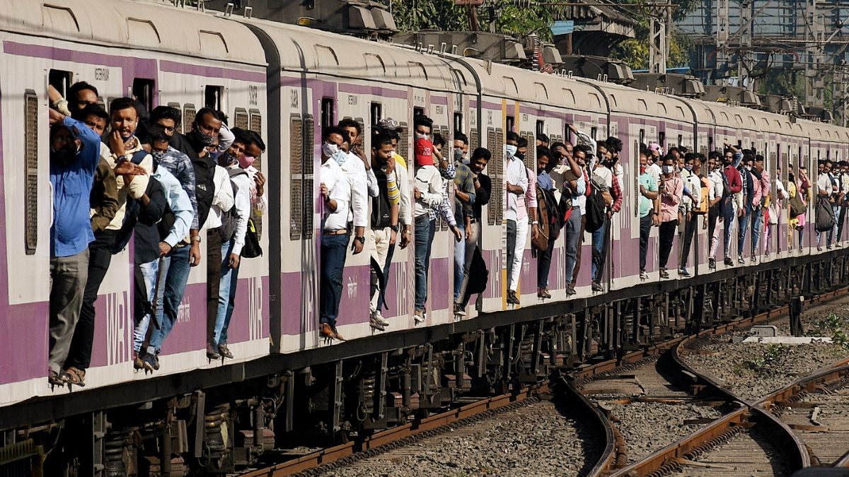 Mumbai Local Train Cancellations: Over 275 WR Services Disrupted From ... Mumbai Local Train Cancellations: Over 275 WR Services Disrupted From ...