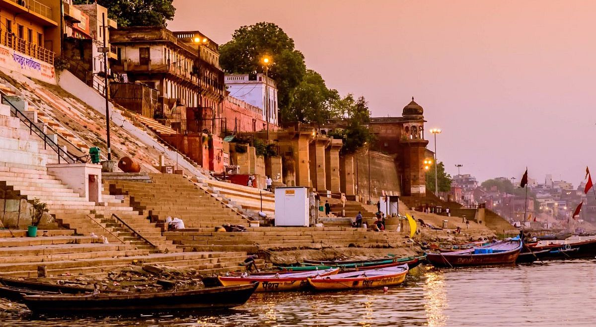 List Of Top 10 Famous Tourist Spots In Varanasi: Sarnath, Ganges River ...