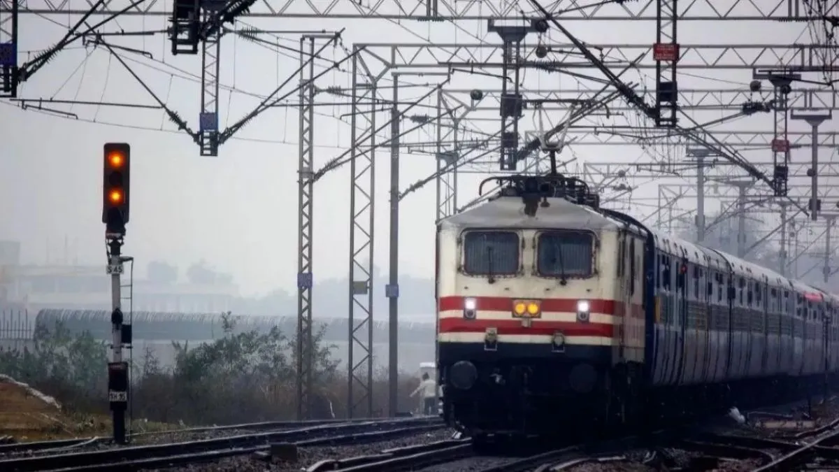 Railway Board Approves Doubling Of Gorakhpur-Gonda Rail Corridor, Train ...