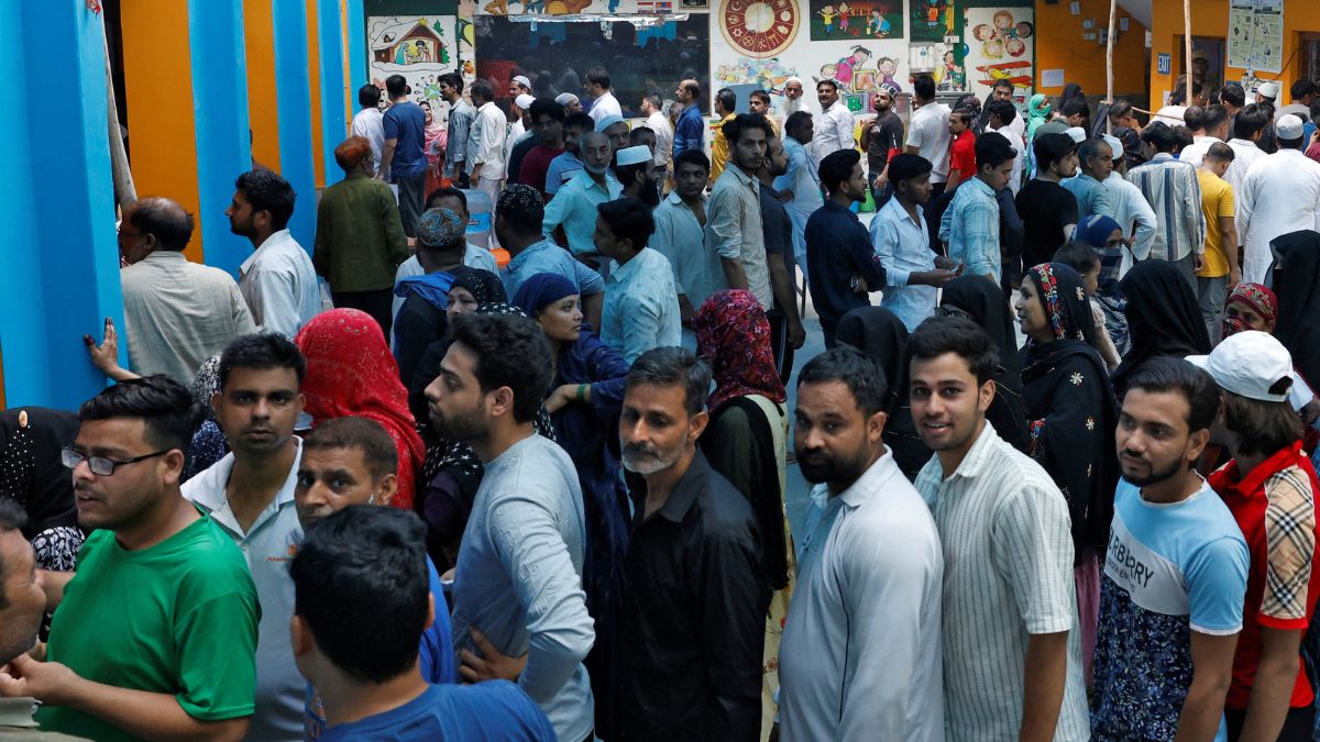 Delhi Election 2025: How To Search For Your Name In the Voter List And ...