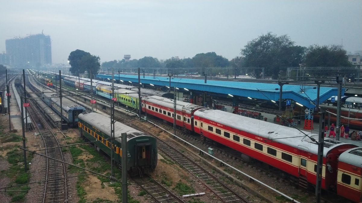 Railway Announces Extra Coaches For Trains Operating Through Chakradharpur, Ranchi, Howrah And ...