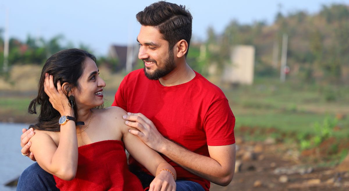 Know Valentine's Day Dress Colour Code And Their Hidden Meanings