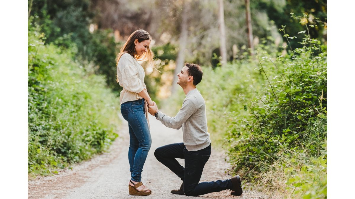 Propose Day Shayari: 10 Beautiful Shayaris To Perfectly Express Your Love To Your Valentine