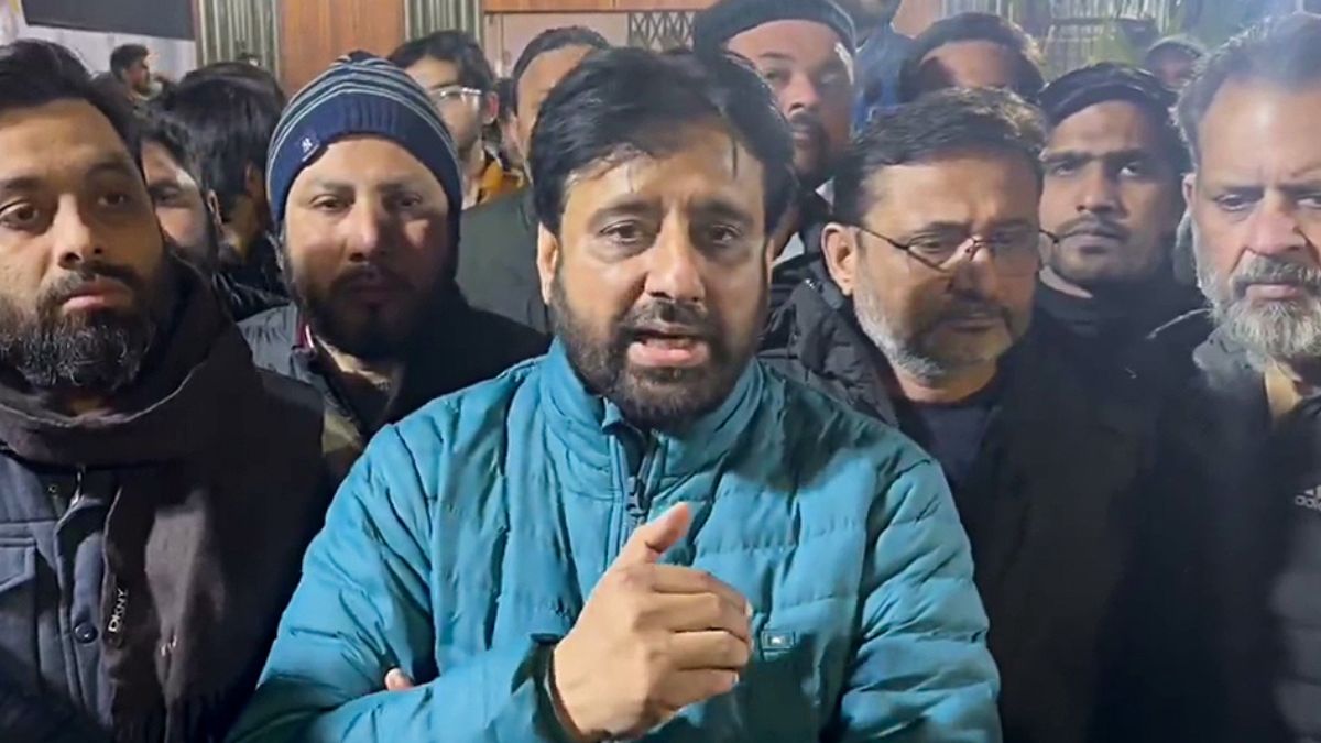 AAP MLA Amanatullah Khan Accused Of Helping Suspect Flee; Delhi Police Lodges Complaint