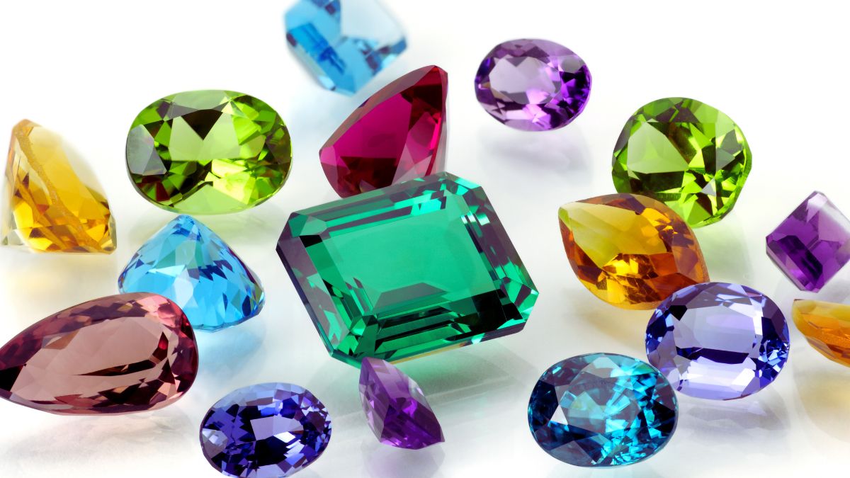 Top 5 Gemstones In Astrology That Can Help Attract Money And Success