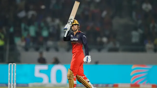 RCB-W vs DC-W, WPL 2025: Smriti Mandhana, Renuka Singh, Georgia Wareham Steer RCB To Massive 8 ...