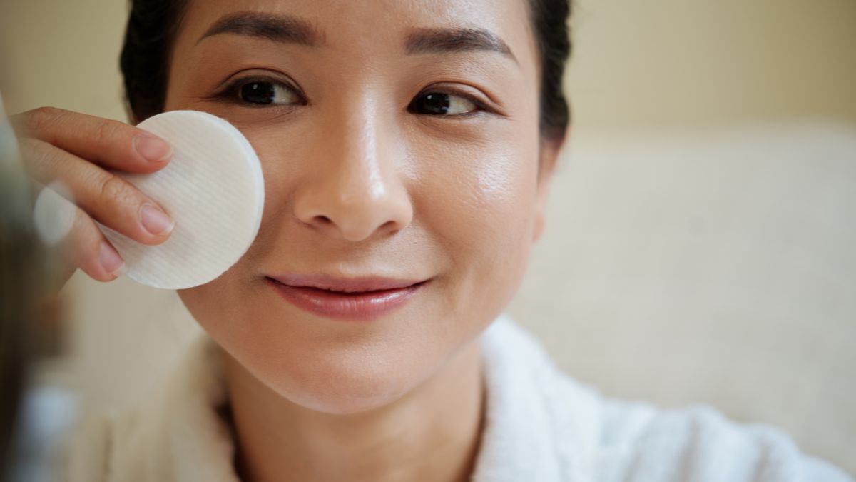 What Are The Benefits Of Raw Milk Or Kaccha Doodh For Skin? 4 Easy Ways ...