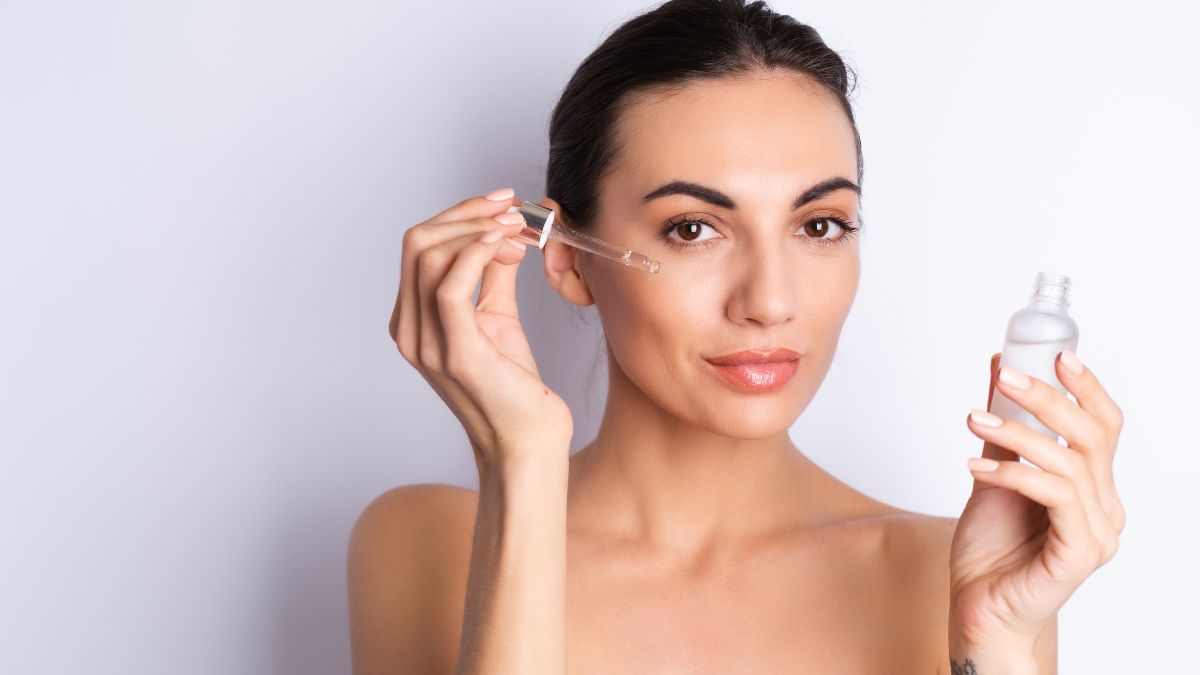 5 Vitamin C Serum Benefits For Skin You Don’t Want To Miss Out