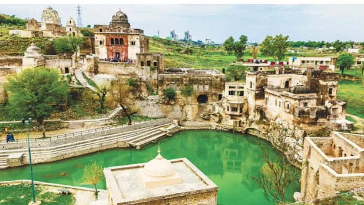 Pakistan issues visas to 154 Indian pilgrims to visit Shree Katas Raj ...