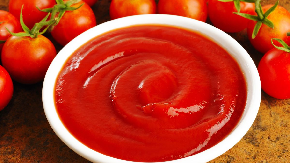 5 Lesser-Known Ways To Use Tomato Ketchup Beyond Cooking