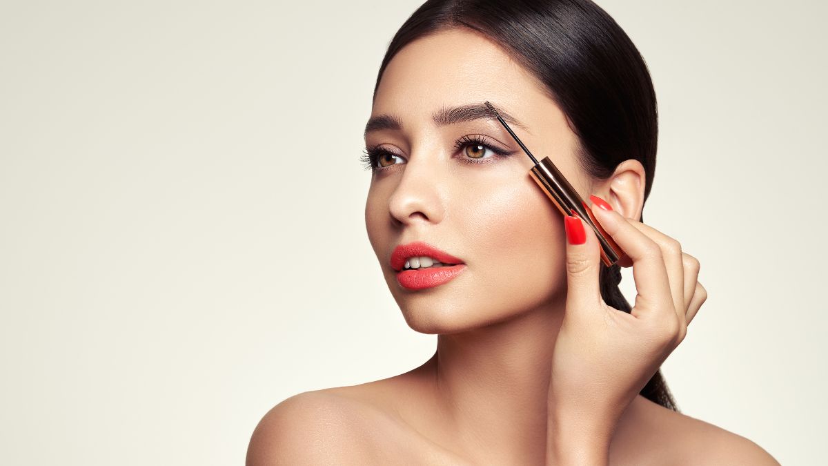 5 Natural Ways To Achieve Thicker And Perfectly Shaped Eyebrows