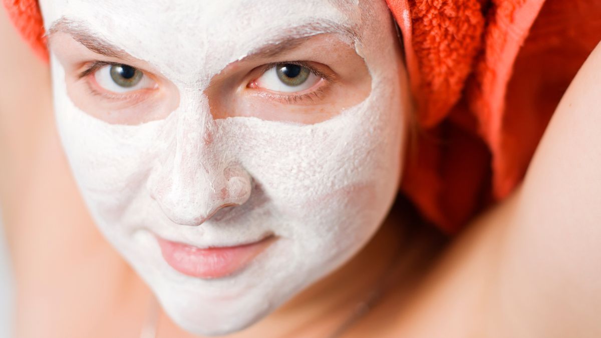 5 DIY Face Packs To Achieve Radiant, Clear And Bright Skin