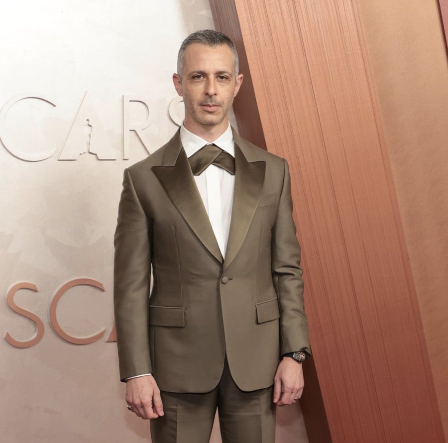 5 Best Dressed Men Who Walked Oscars 2025 Red Carpet With Style ...