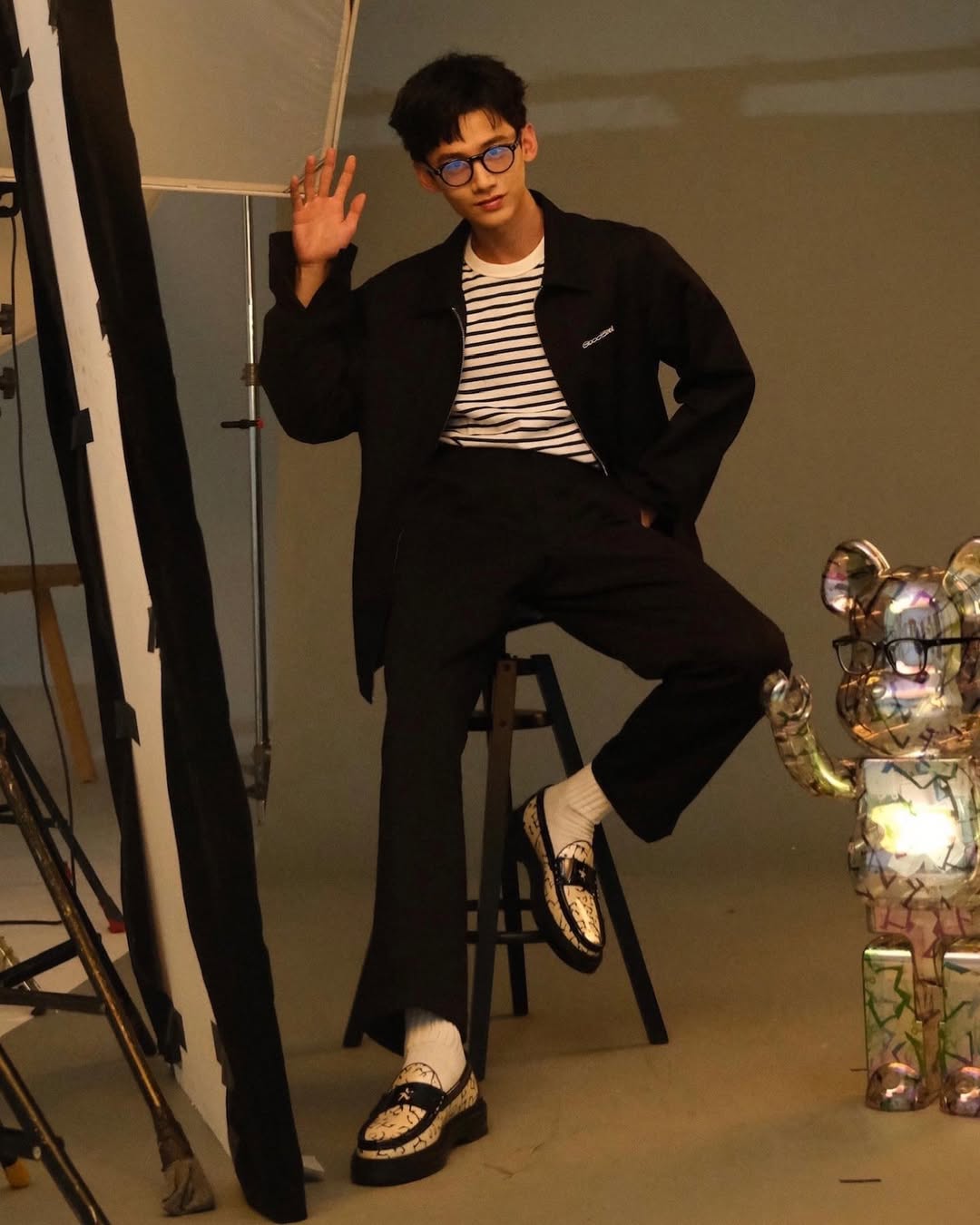 10 Stylish Poses Of The First Frost Actor Bai Jingting That Every Guy ...