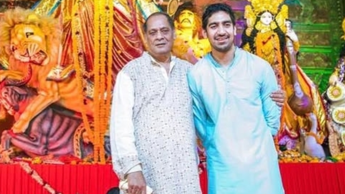 Ayan Mukerji Father Deb Mukherjee Passes Away At 83