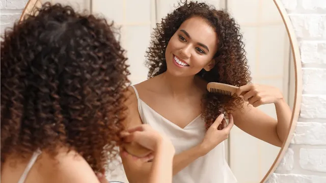 Why Should You Comb Your Hair Before Bedtime? 5 Benefits Of Combing ...