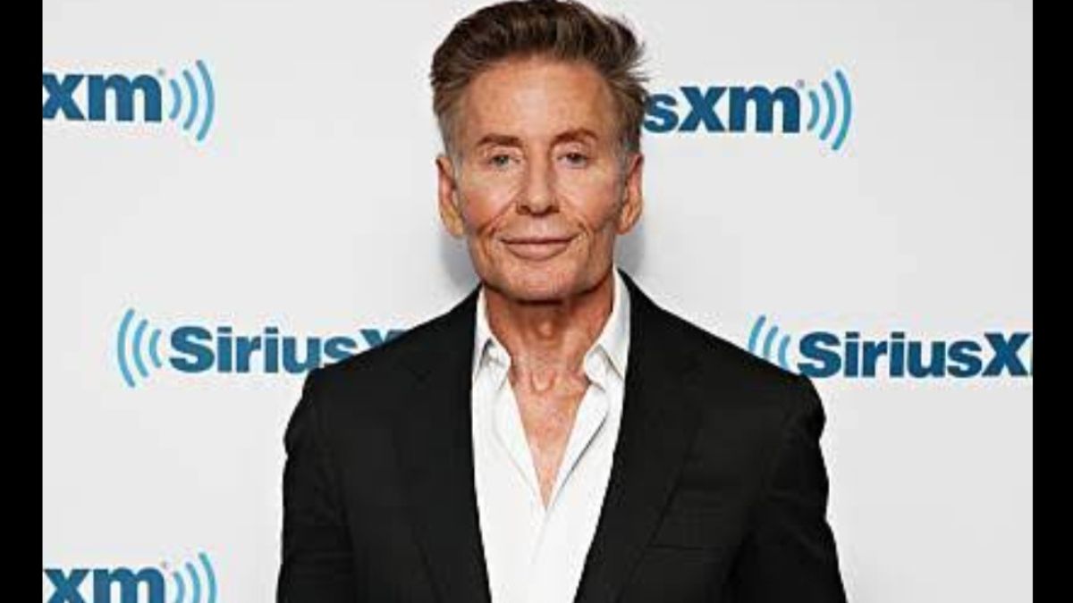 Top 10 Most Influential And Richest Fashion Designers In The World ...