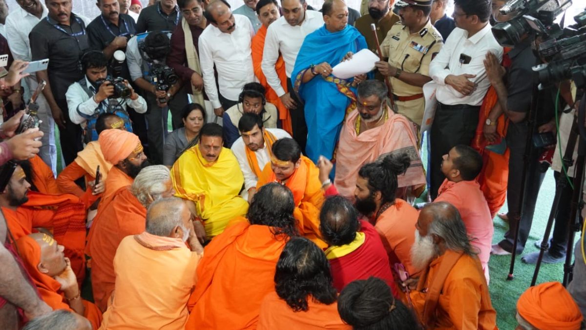 Kumbh Mela 2027: Maharashtra CM Fadnavis Unveils Rs 1,100 Cr Masterplan For Preparation Of Holy ...