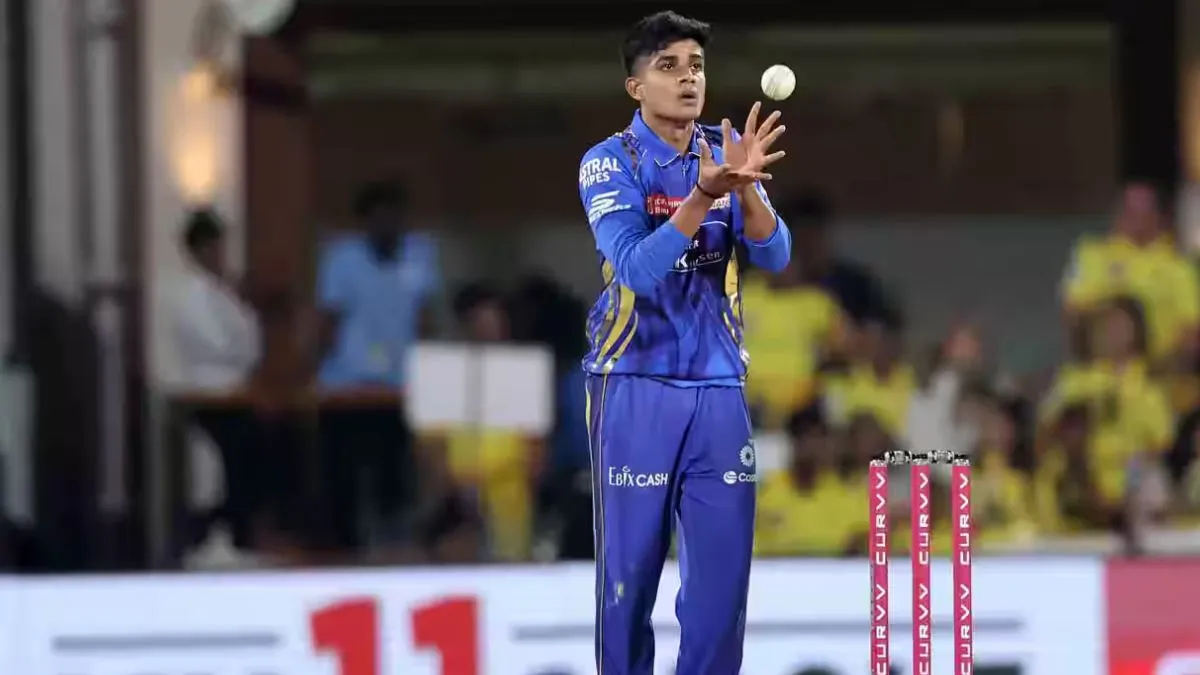 Who Is Vignesh Puthur? Meet The Debutant Who Took 3 Wickets For Mumbai ...