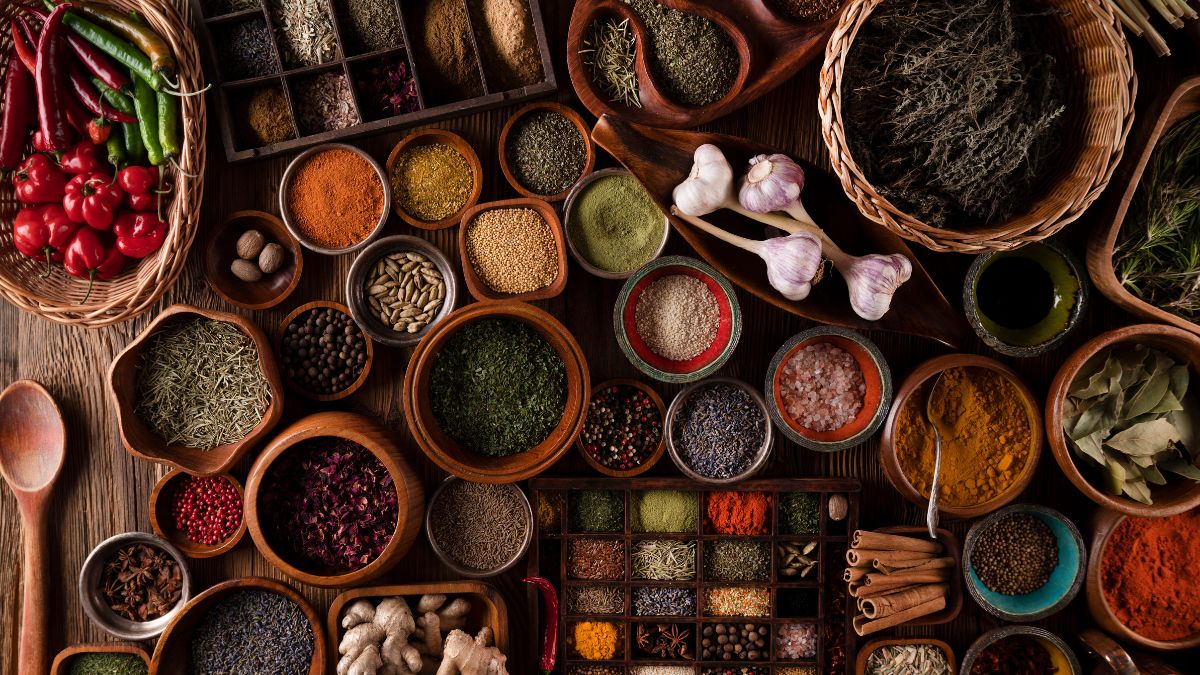 Burning Your Masalas? 7 Pro Tips To Keep In Mind While Roasting