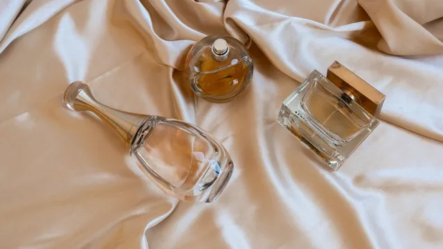 6 Long-Lasting Perfume Notes For Women To Stay Fresh All Day