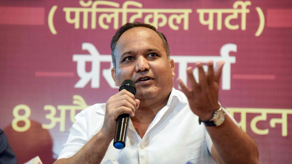 Ex-IPS Officer, Shivdeep Lande, Launches Political Party Ahead Of Bihar ...