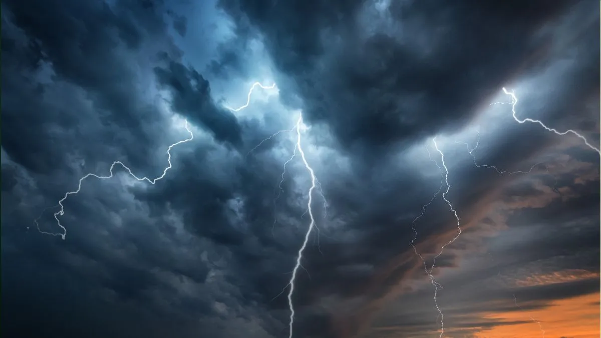 UP Weather: Hailstorms, Lightning Strikes Wreak Havoc In Many Parts, 14 ...