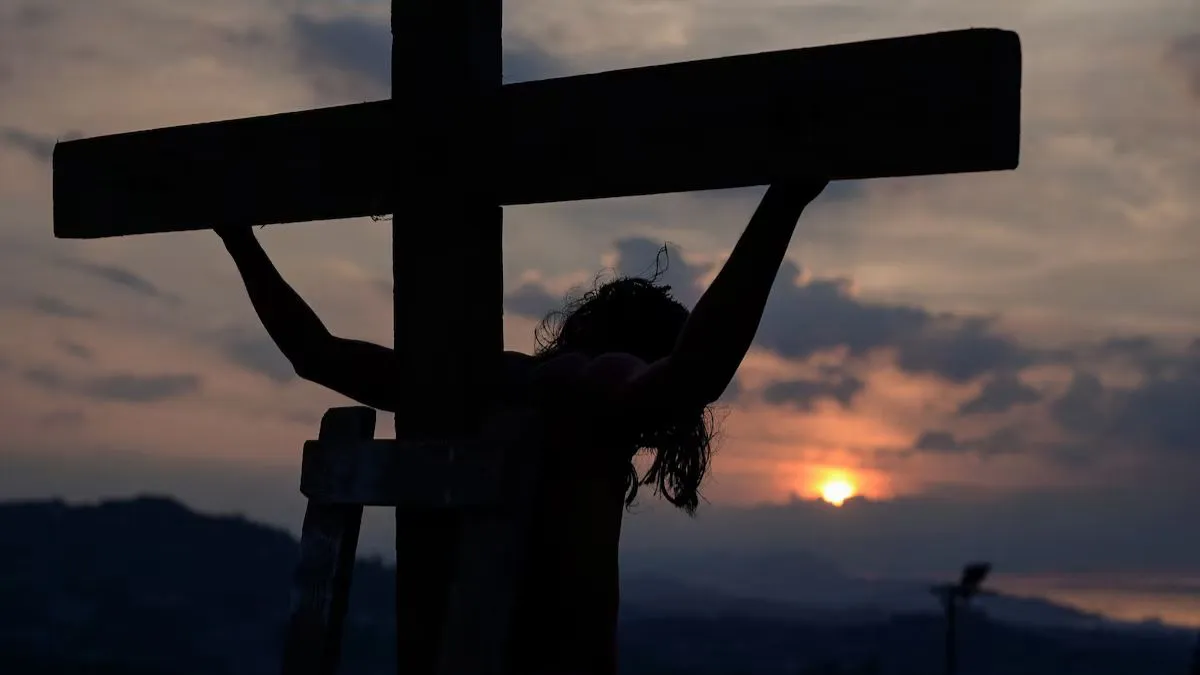 Good Friday 2025: Will April 18 Be A Free Day In US? Don't Miss This ...