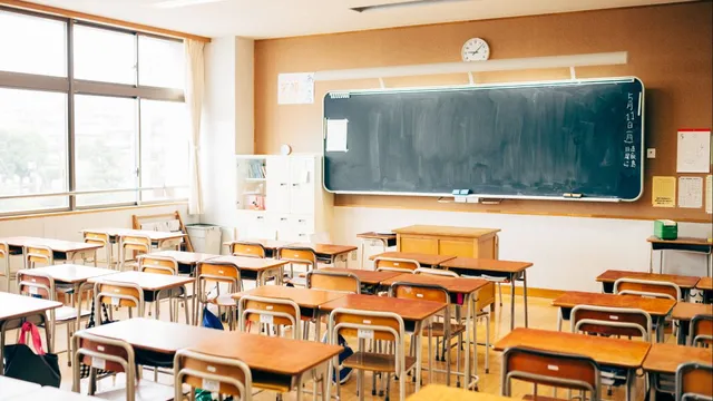 Tamil Nadu: Friend Attacks Class 8 Student With Machete Over Old Pencil ...