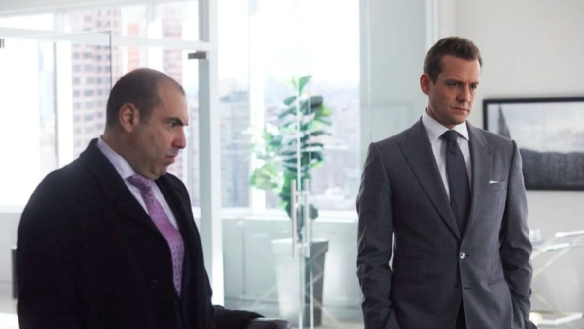 Suits LA: Fans Miss Harvey Specter And Louis Litt's Reunion; What To ...