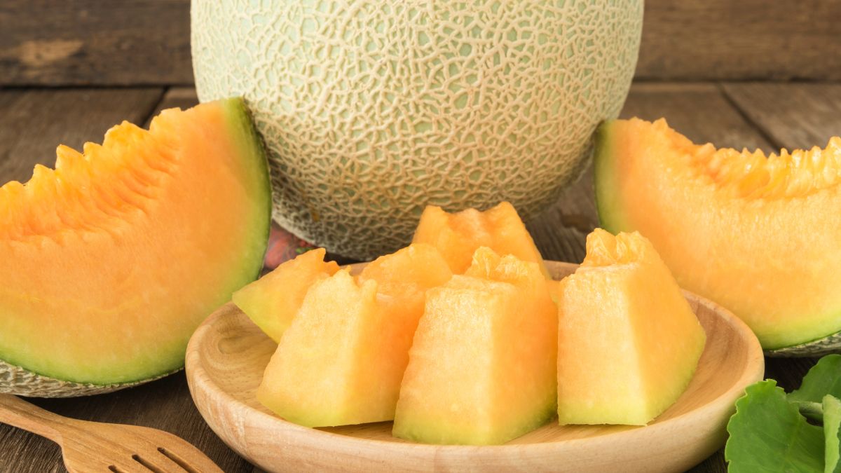 5 Proven Tips To Choose Sweet And Juicy Muskmelon In Summer