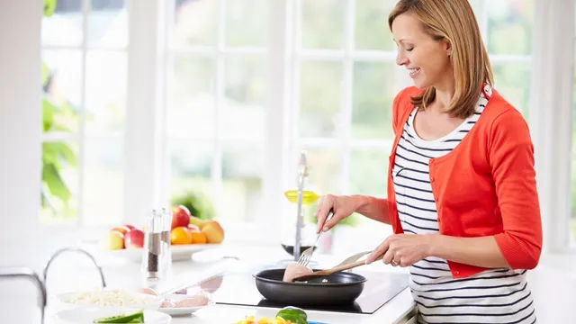 How To Cool Down Your Kitchen During Summer? 6 Easy Cooling Tips You ...