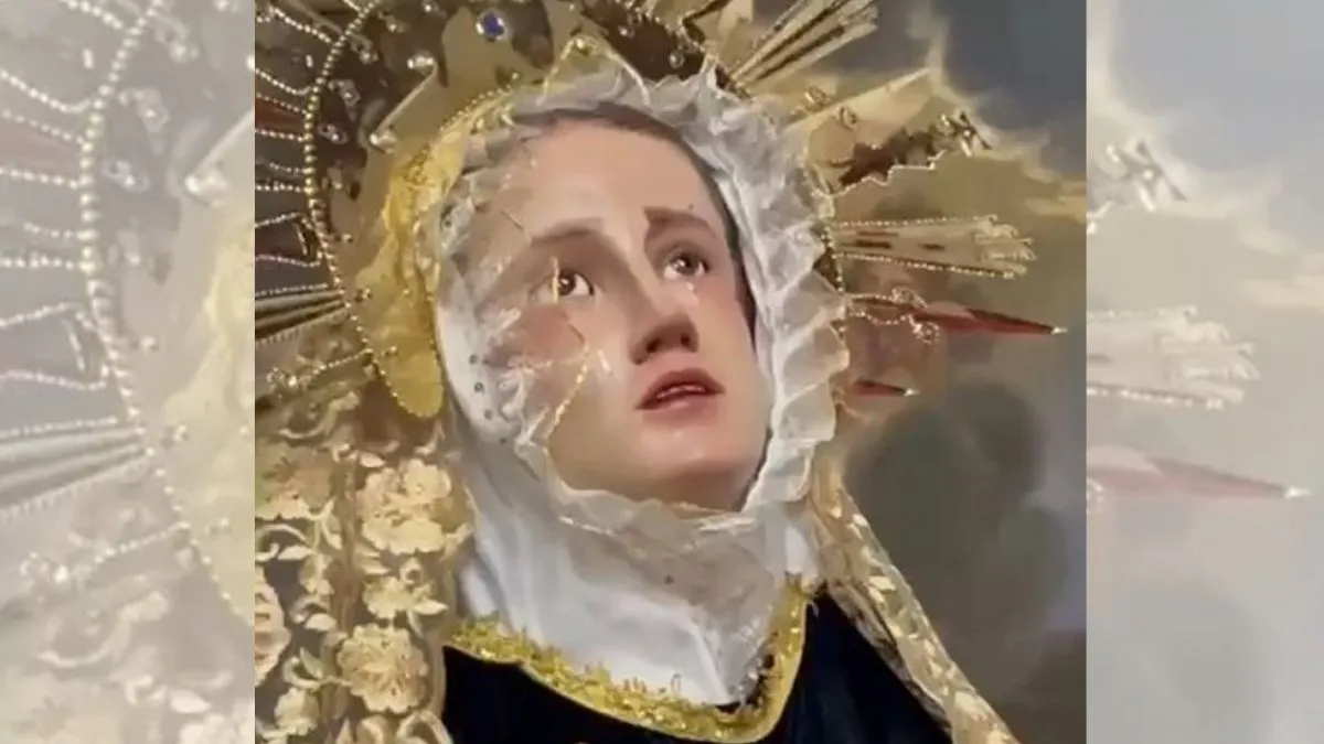 Did Virgin Mary Statue Really Cry During Easter Before Pope Francis’s ...
