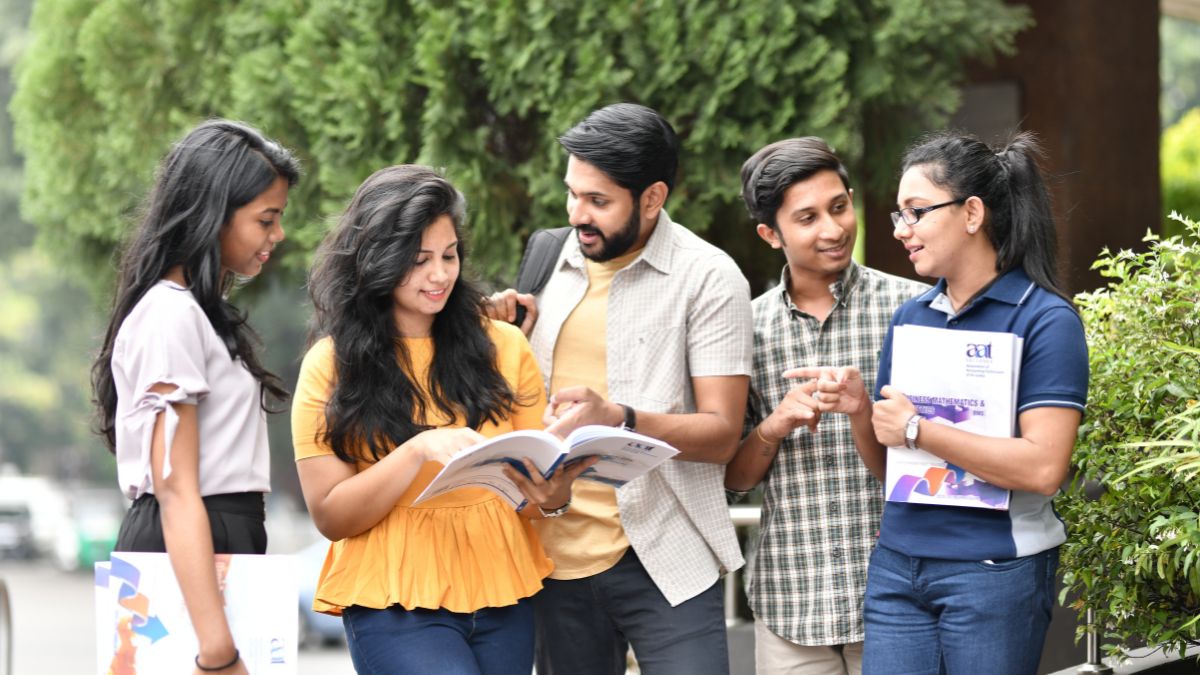 50+ Heartfelt Congratulations Messages For Exam Toppers And Achievers