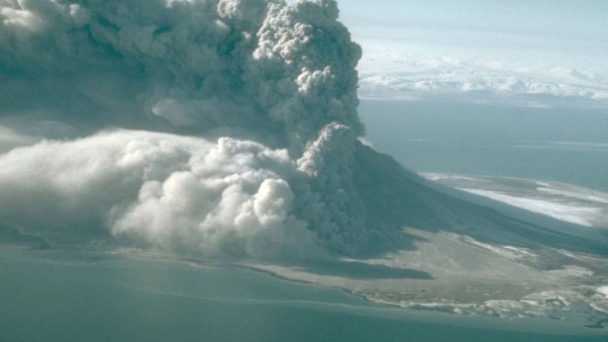 Mount Spurr Threatens Alaska Again? 22 Earthquakes In One Month: Here’s ...