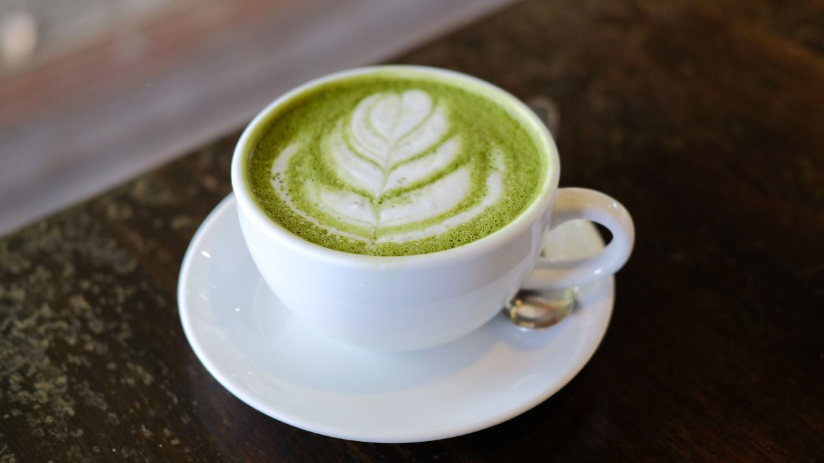 Matcha Tea vs Green Tea: What Is The Difference? Which Should You ...