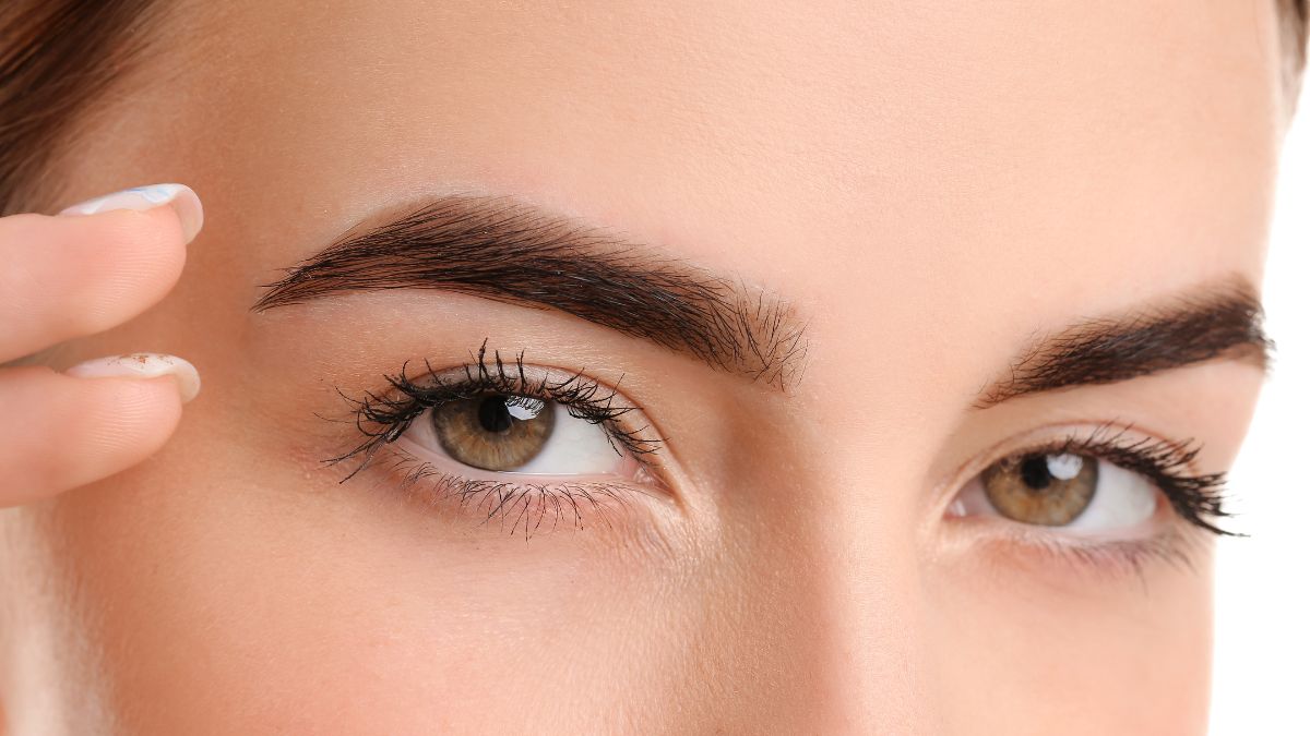 How To Make Your Face Look Slimmer? 5 Beauty Tips And Tricks To Achieve ...