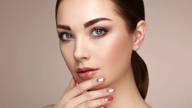 5 Easy Long-Lasting Makeup Tips For Sweat-Proof Summer Look