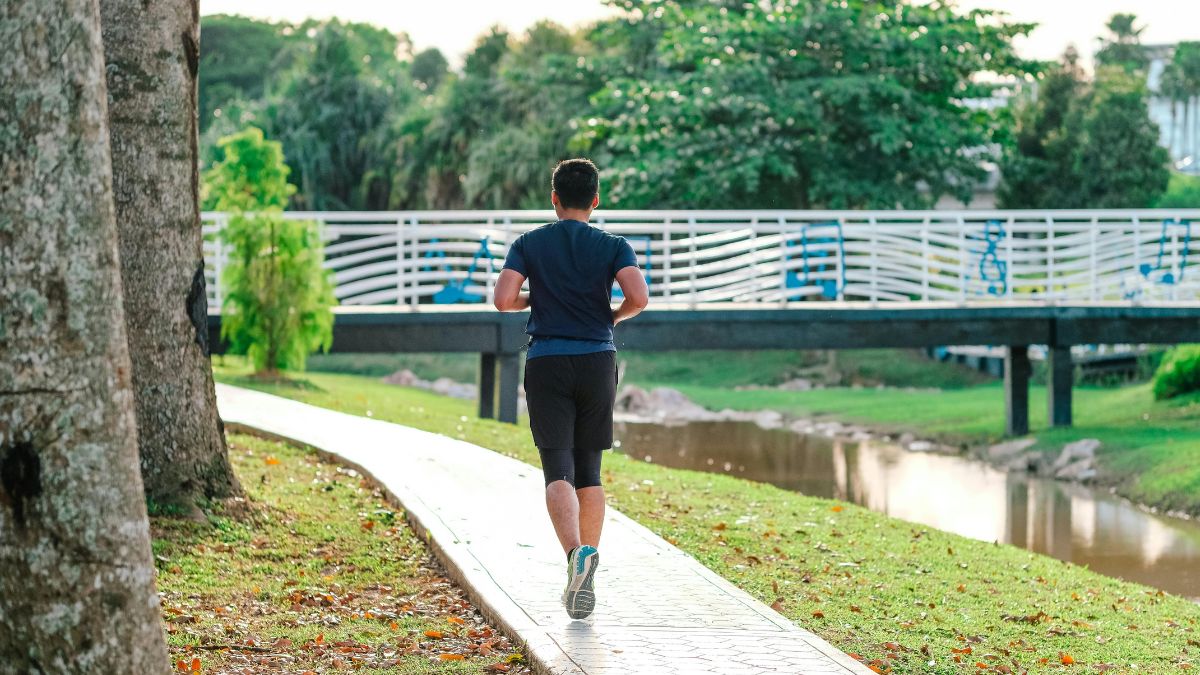 5 Things You Should Never Do Before Your Morning Walk
