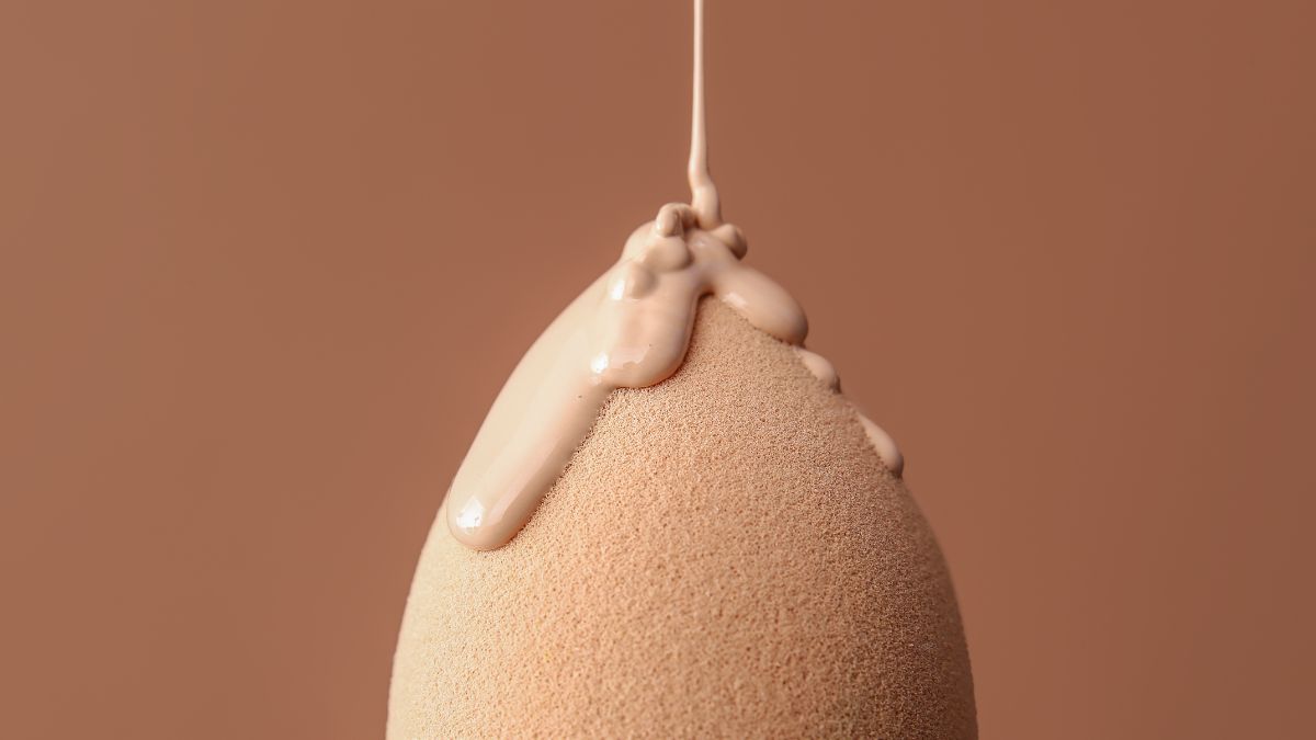 How To Choose Right Foundation That Matches Your Skin Tone? 5 Tips To ...