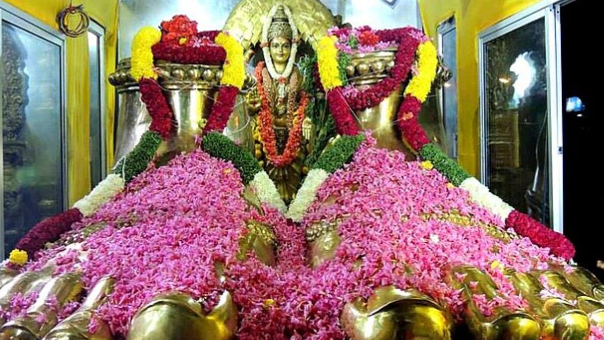 Vasavi Kanyaka Parameswari Jayanthi 2025: Date, Time, Significance And ...
