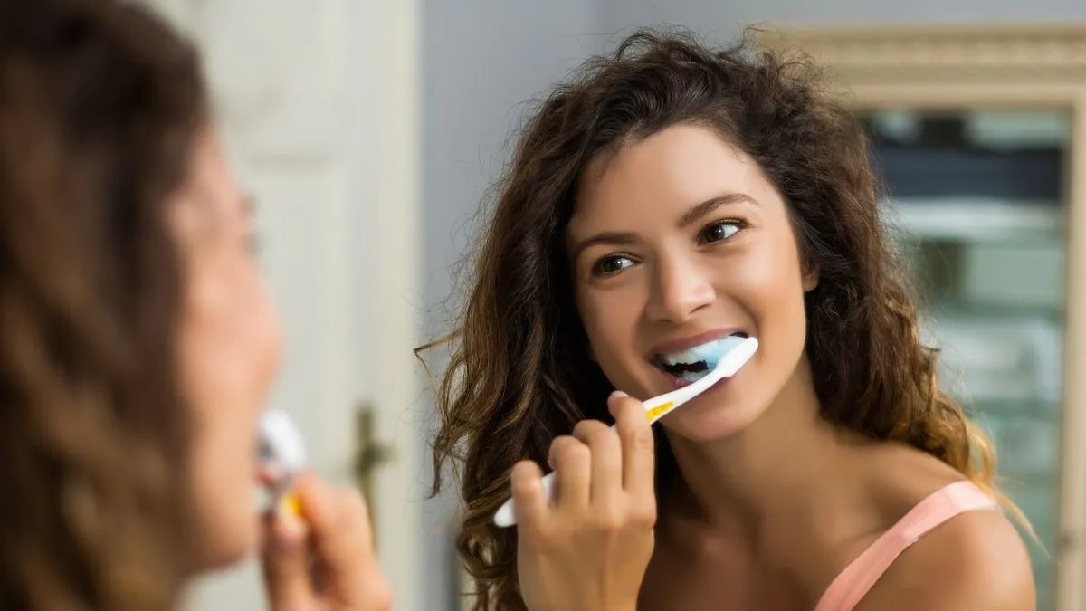 4 Important Reasons To Brush Your Teeth Twice A Day