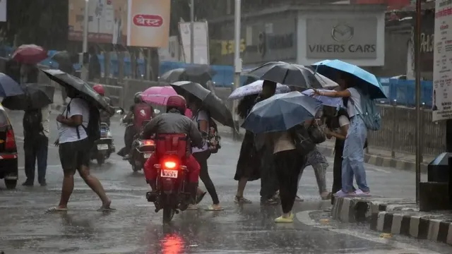 Bengal Weather: Rain Expected In Purulia, Bankura, 6 Other Districts In ...