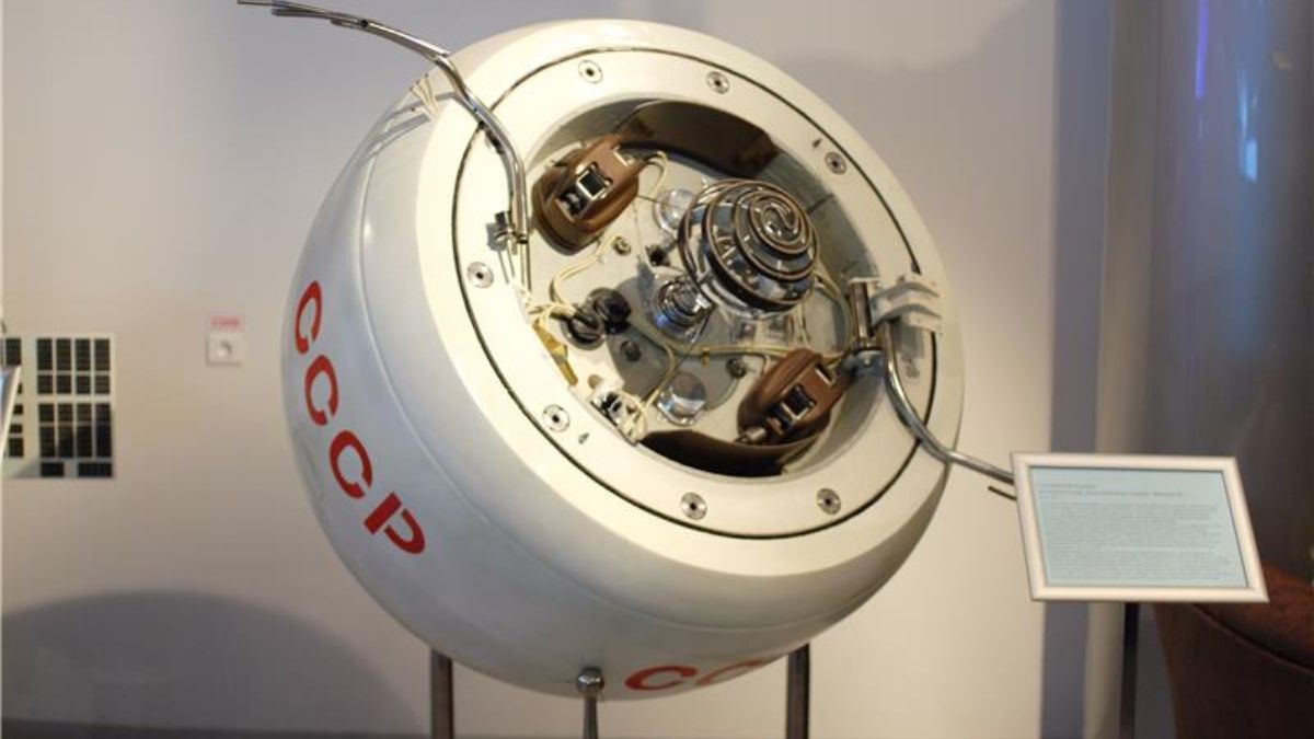 Soviet Spacecraft Kosmos-482 Crashes To Earth: Here's What You Need To ...