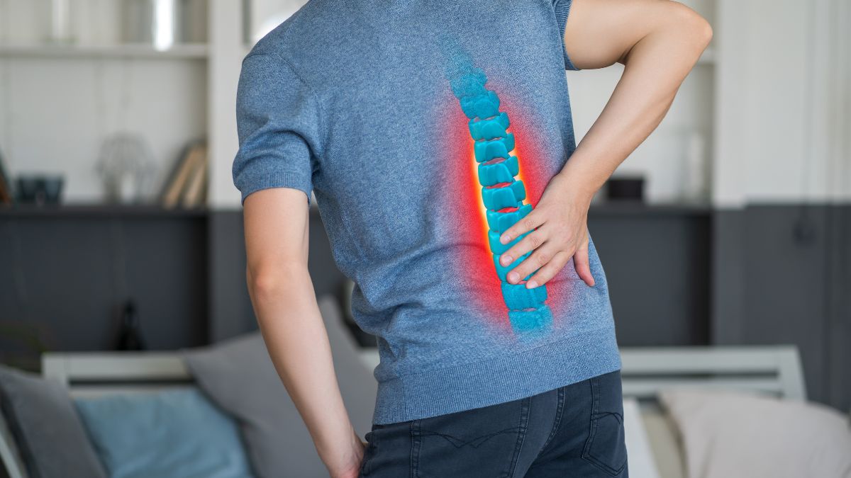 Why Gen Z Is Struggling With Back Pain? Doctor Cites Major Reasons To ...
