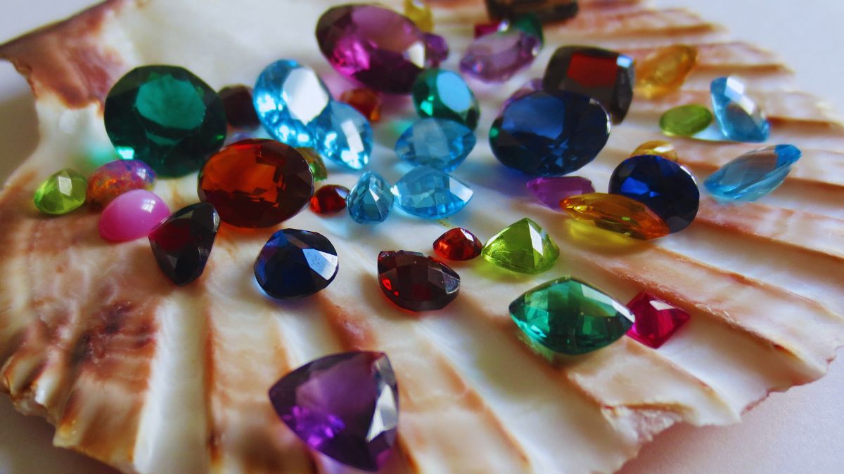 Top 5 Lucky Gemstones For Unshakeable Confidence And Strength; Ruby ...