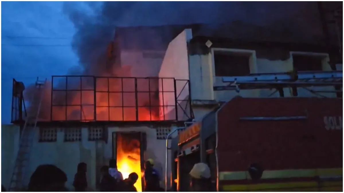 Maharashtra Fire: Eight, Including Women And Child, Killed In Short ...