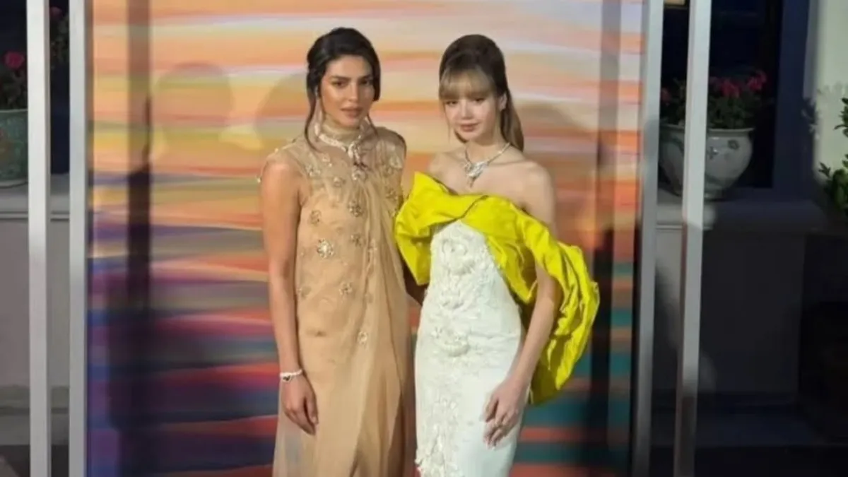 Priyanka Chopra And BLACKPINK Lisa Add Glamour To Bvlgari Event; Leave Fans In Awe Of Bollywood ...